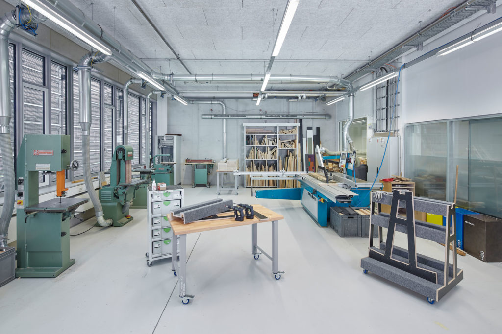 Hochschule Düsseldorf - German Design Graduates